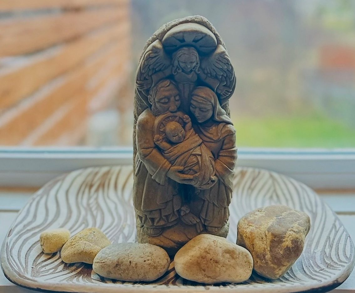 Like Mary – standing with hope